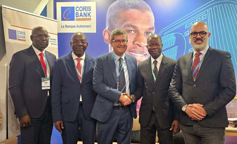 TRANSFORMATION DIGITALE AVEC MYCORIS BANK: CORIS HOLDING ET PROXUM ...